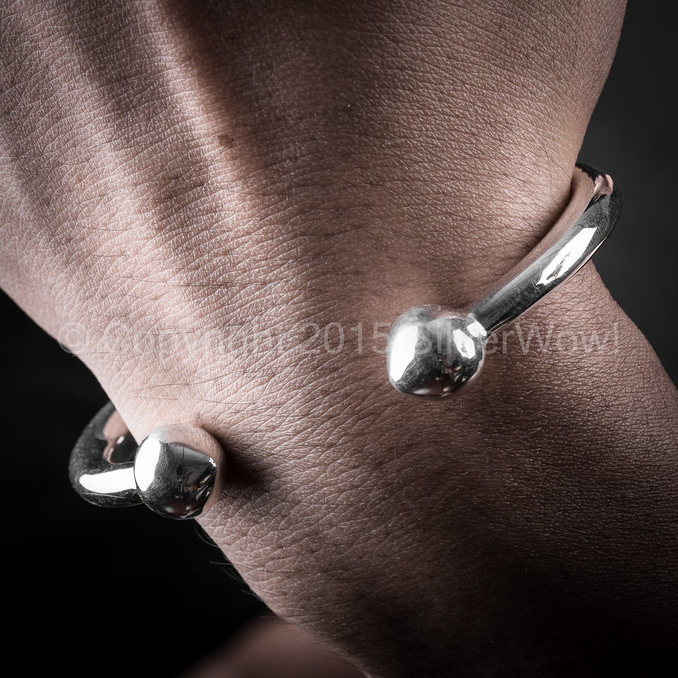 Tapered Torque / Torc Bangle – SilverWow™